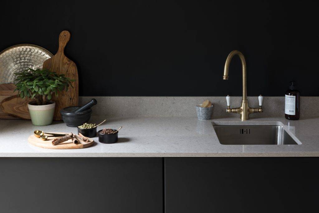 QZ109 Sahara - Quartz Countertops