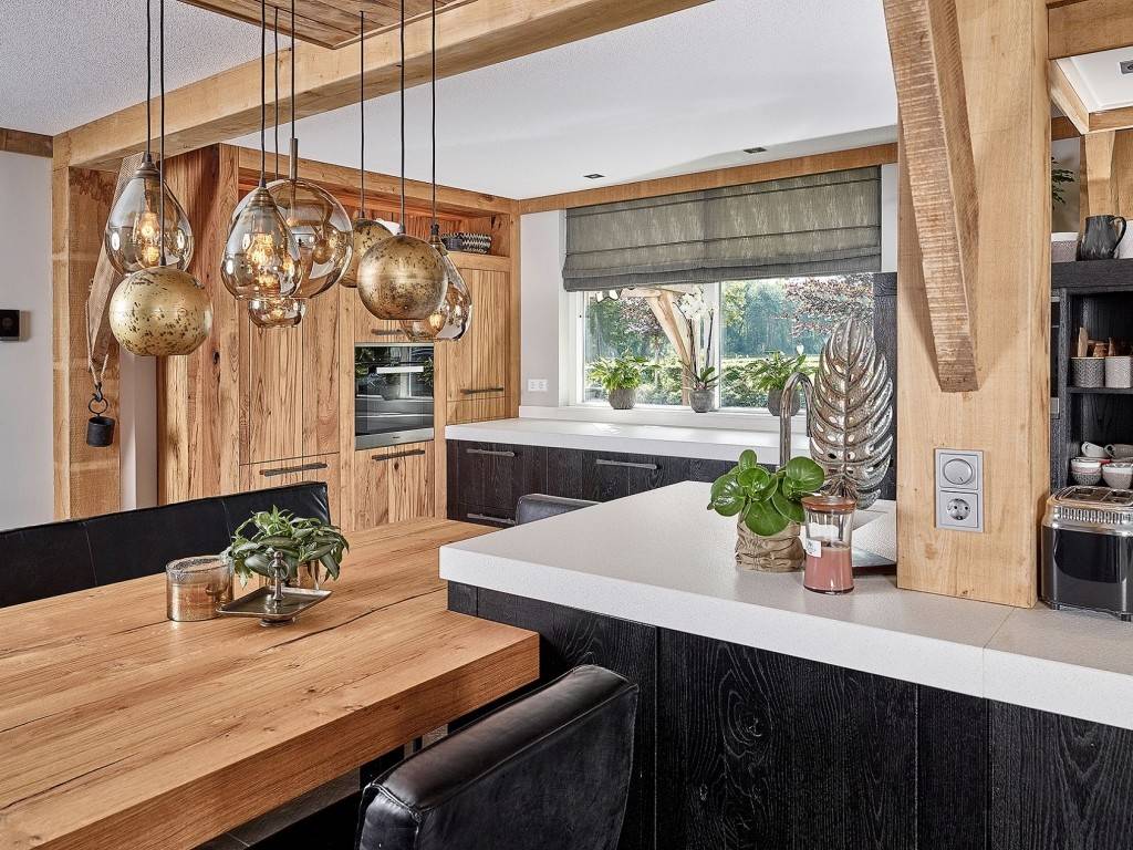 Beach White - Quartz Countertops