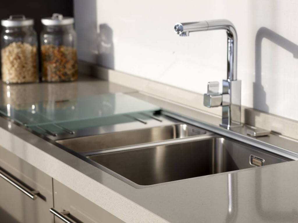 Divinity Ivory - Quartz Countertops